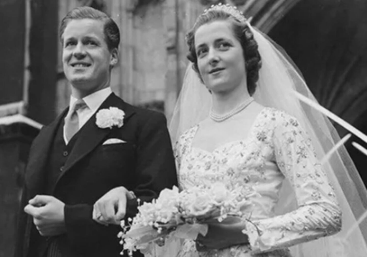 Ella es Frances Roche, la mamá de Lady Di que la abandonó de niña y ...