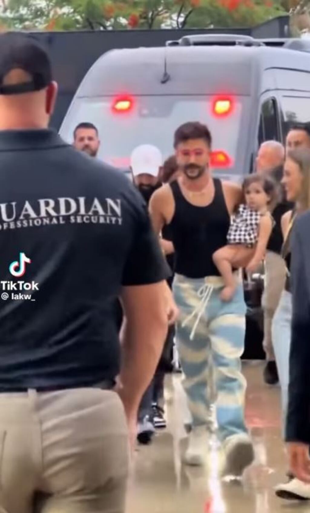 Camilo y Evaluna muestran el rostro de su hija, Índigo, por primera vez