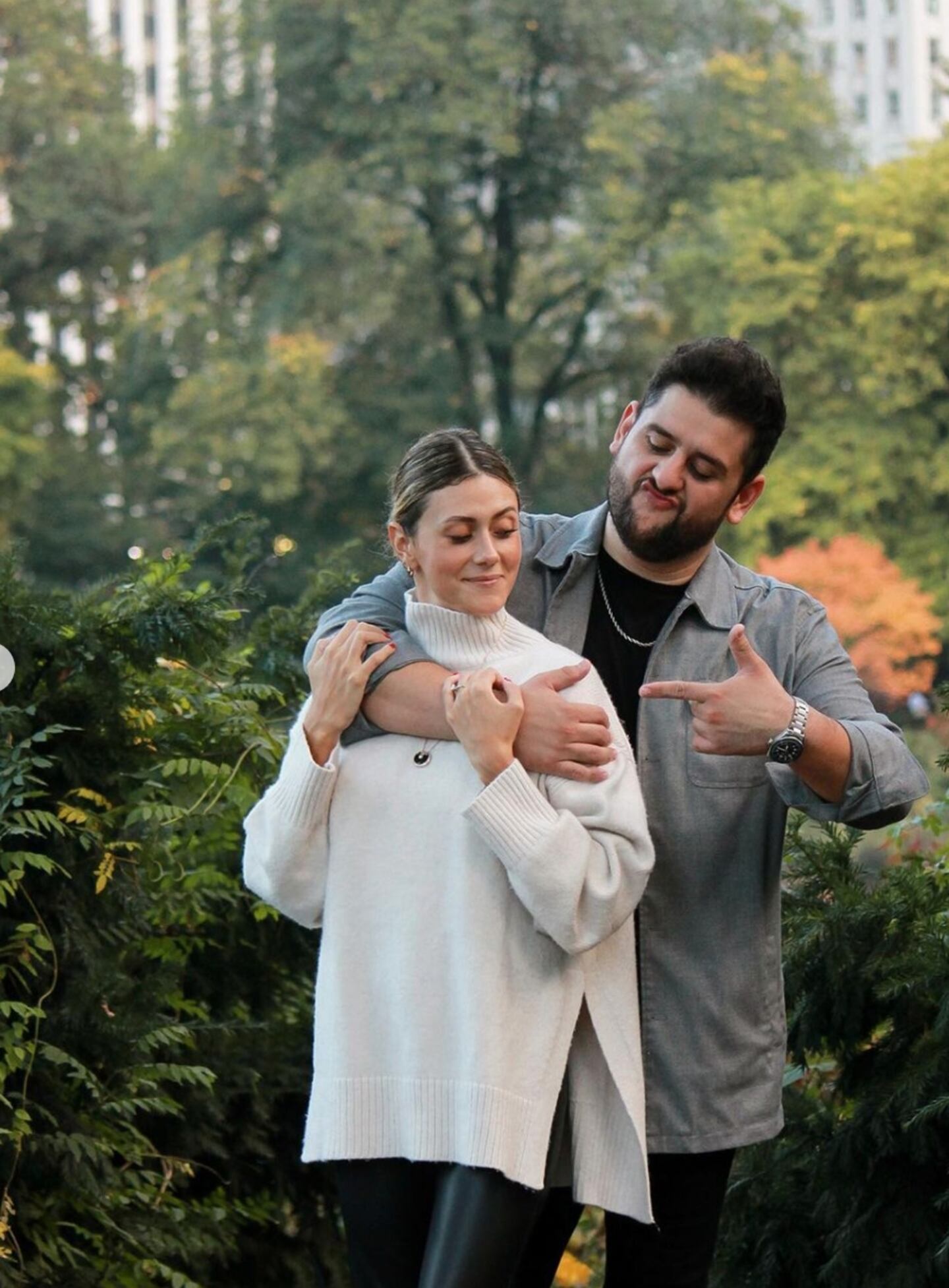 Roman Torres de Matisse se compromete con su novia – Tiempo X